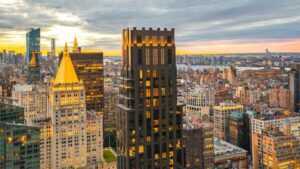 New York City Area Codes 212, 646, and 332 | 212areacode.com